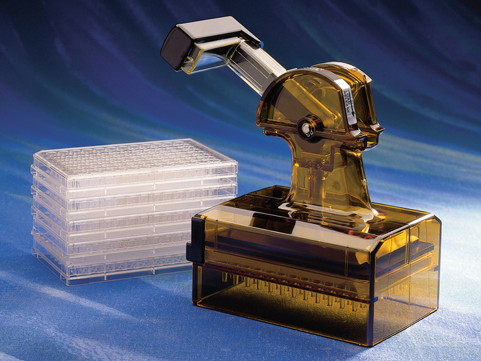 Costar 12-Channel Reservoir for Transtar, Sterile